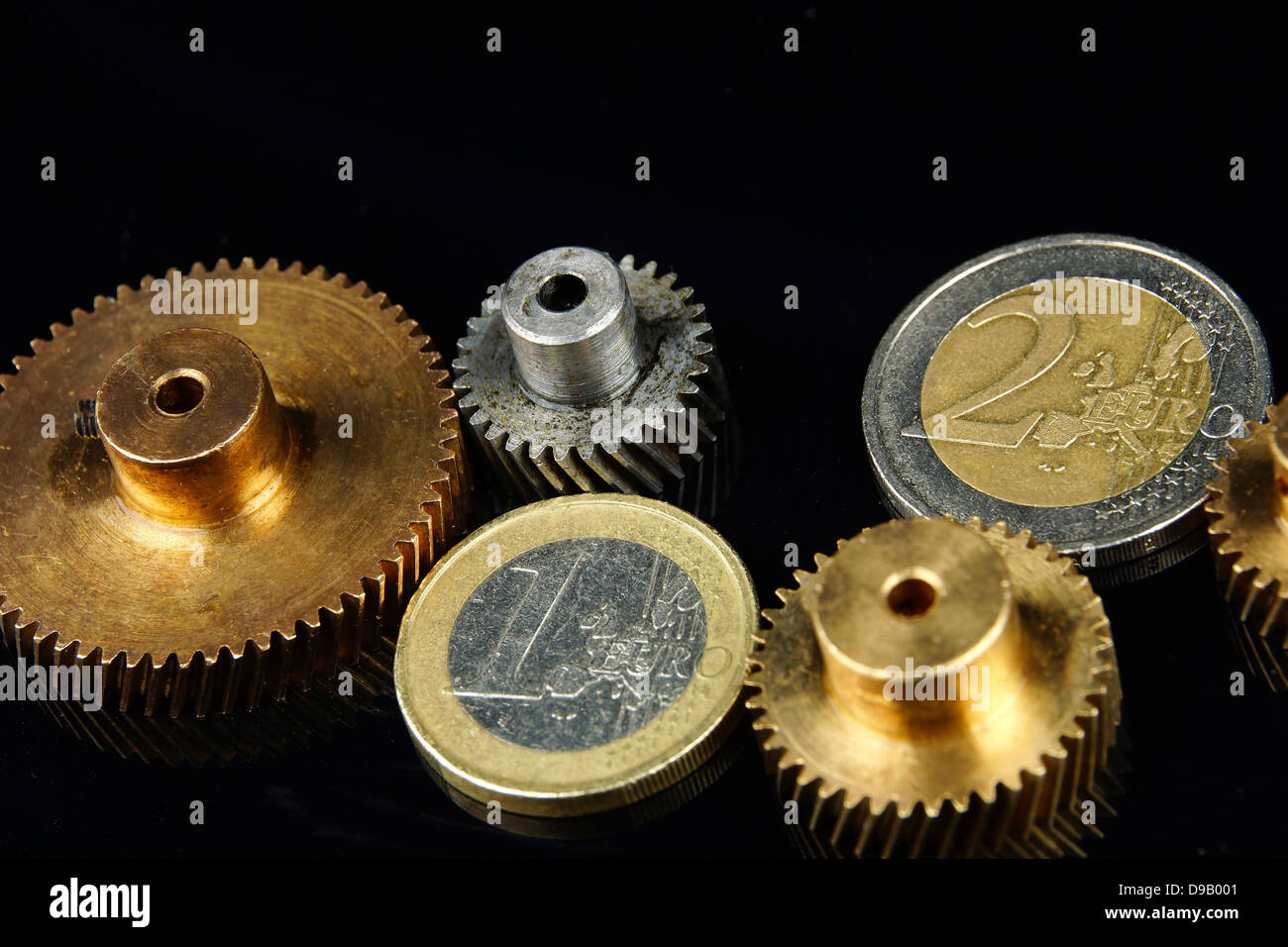 Gearing mechanism hi-res stock photography and images - Alamy