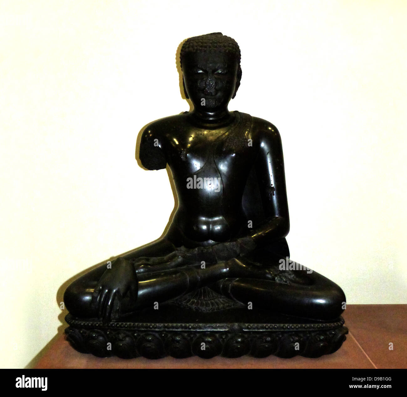 Buddha Shakyamuni (circa 1100-50) Basalt, Eastern India. The historical ...