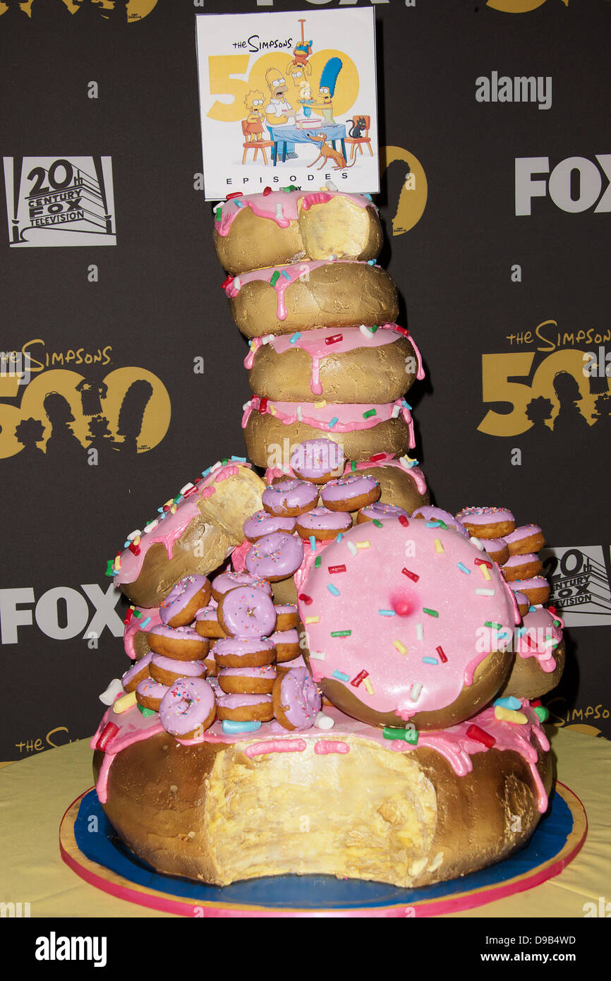 Simpsons 500th Episode Cake, The Simpsons 500th Episode Celebration at ...
