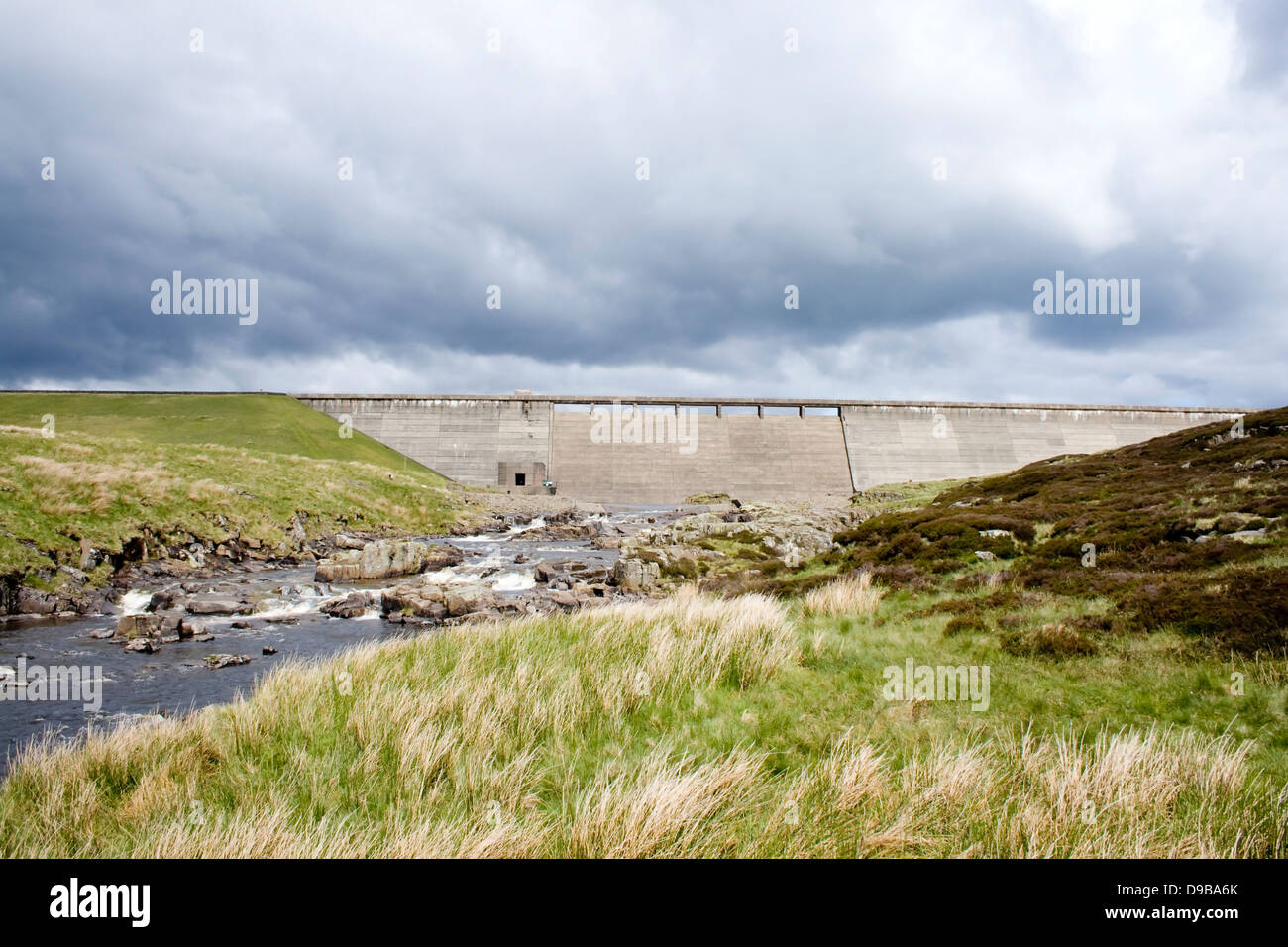 Cow green reservoir dam hi-res stock photography and images - Alamy