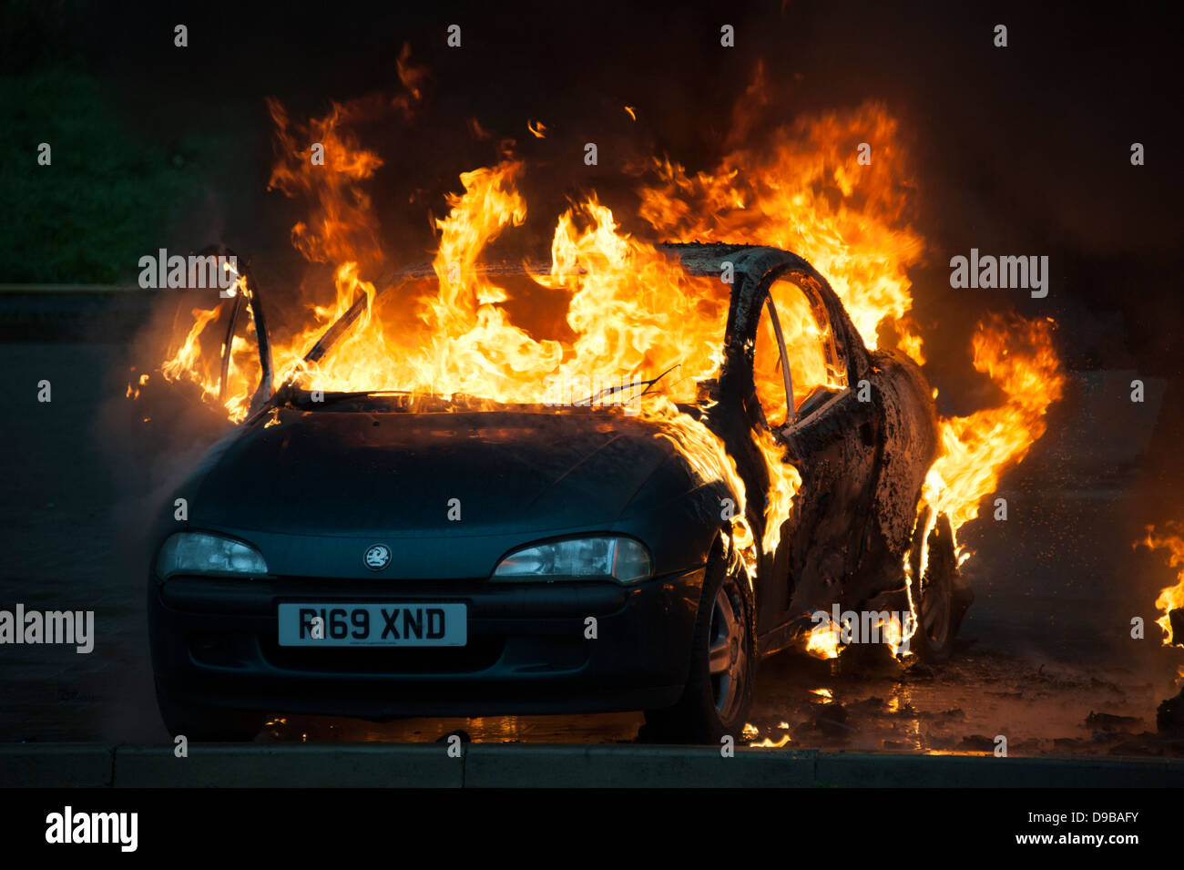 Fire bombed hi-res stock photography and images - Alamy