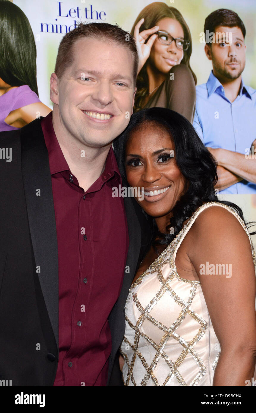 Gary owen premiere screen gems hi-res stock photography and images - Alamy
