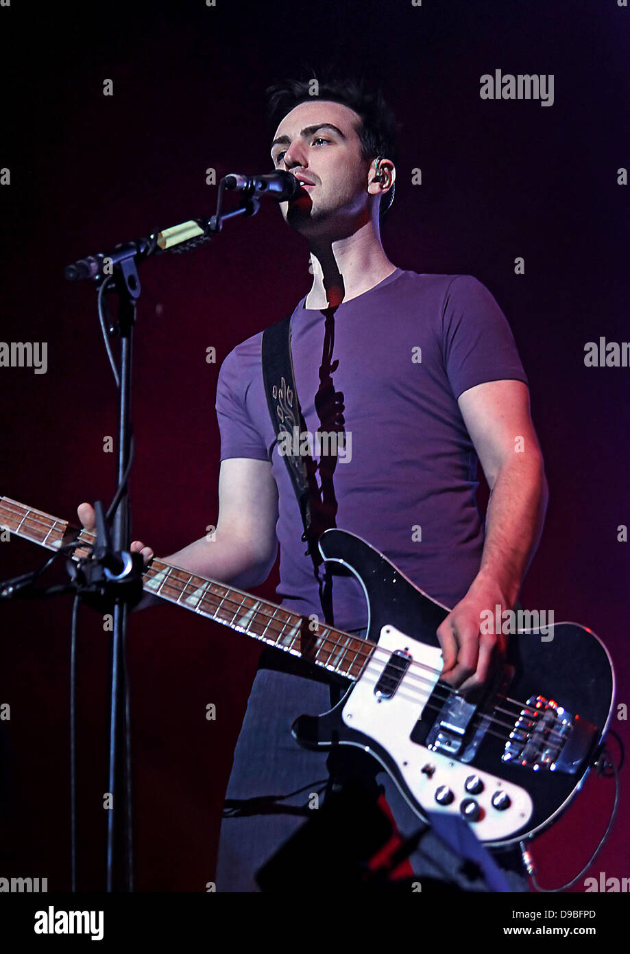 Paul wilson snow patrol hi-res stock photography and images - Alamy