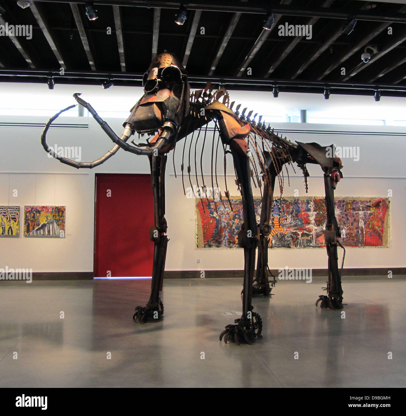 Scrap Metal Mammoth Skeleton Sculptor Jud Turner latest piece is a life ...