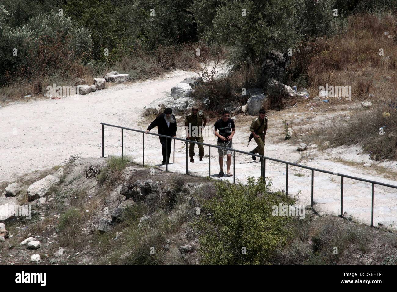 June 17, 2013 - Nablus, West Bank, Palestinian Territory - Israelis ...