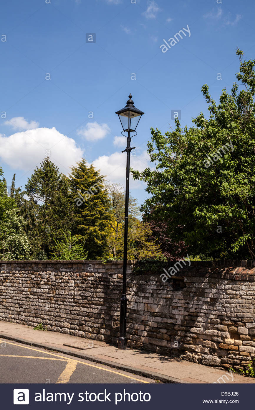 Victorian Style Street High Resolution Stock Photography and Images - Alamy
