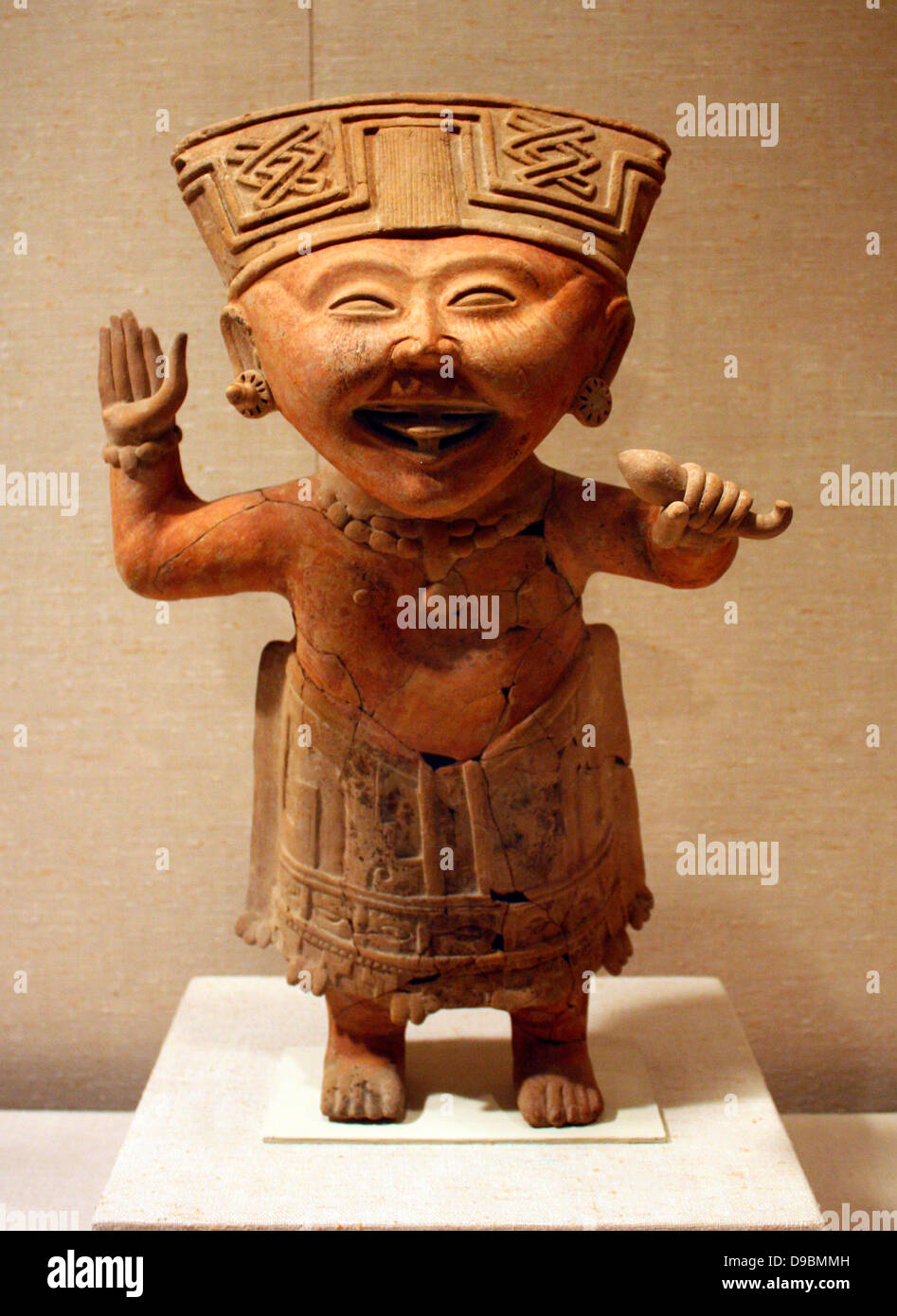 Smiling' figure. Mexico Remojadas 7th-8th century. Ceramic. Some of ...