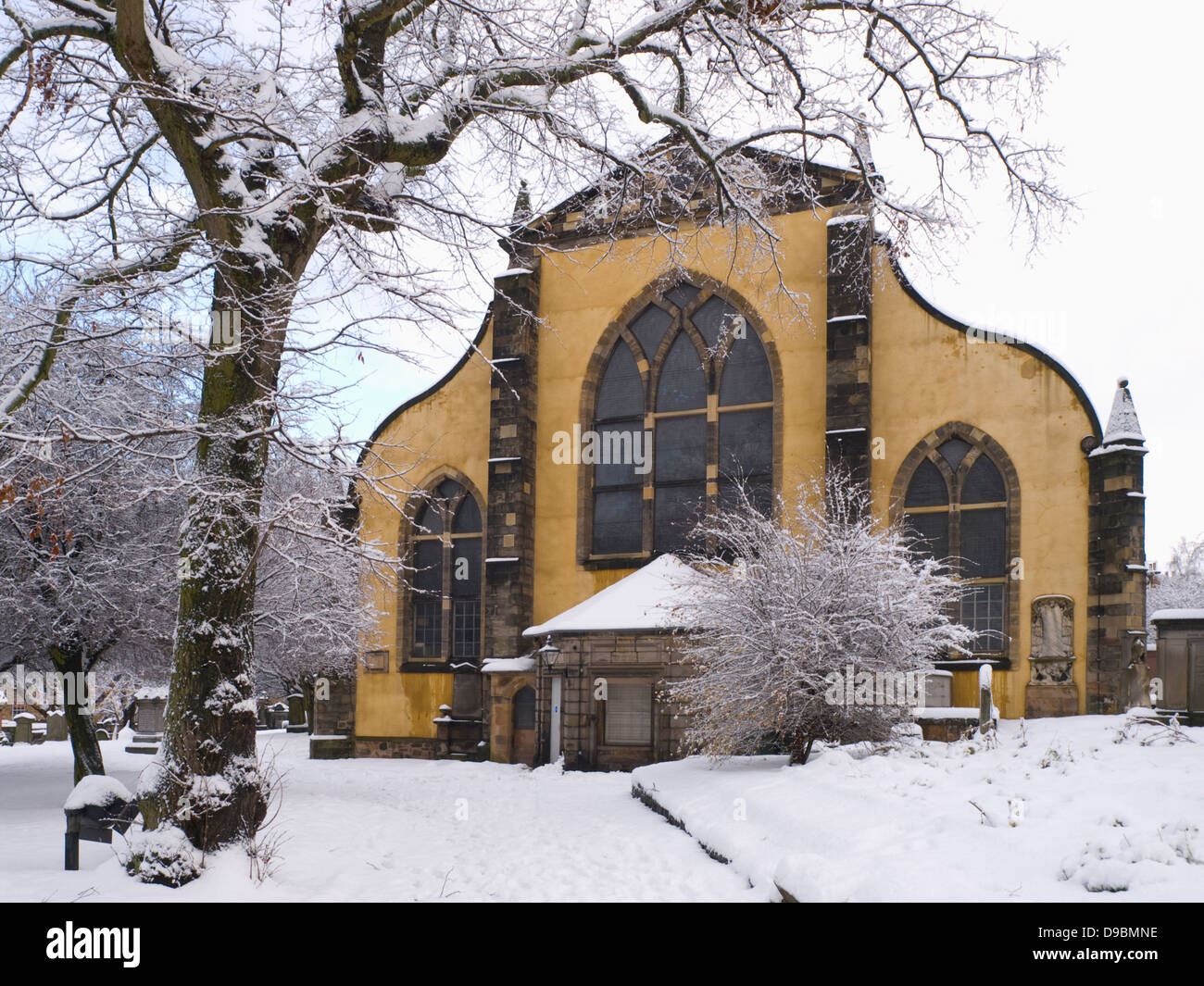 Greyfriars tolbooth and highland kirk hi-res stock photography and ...