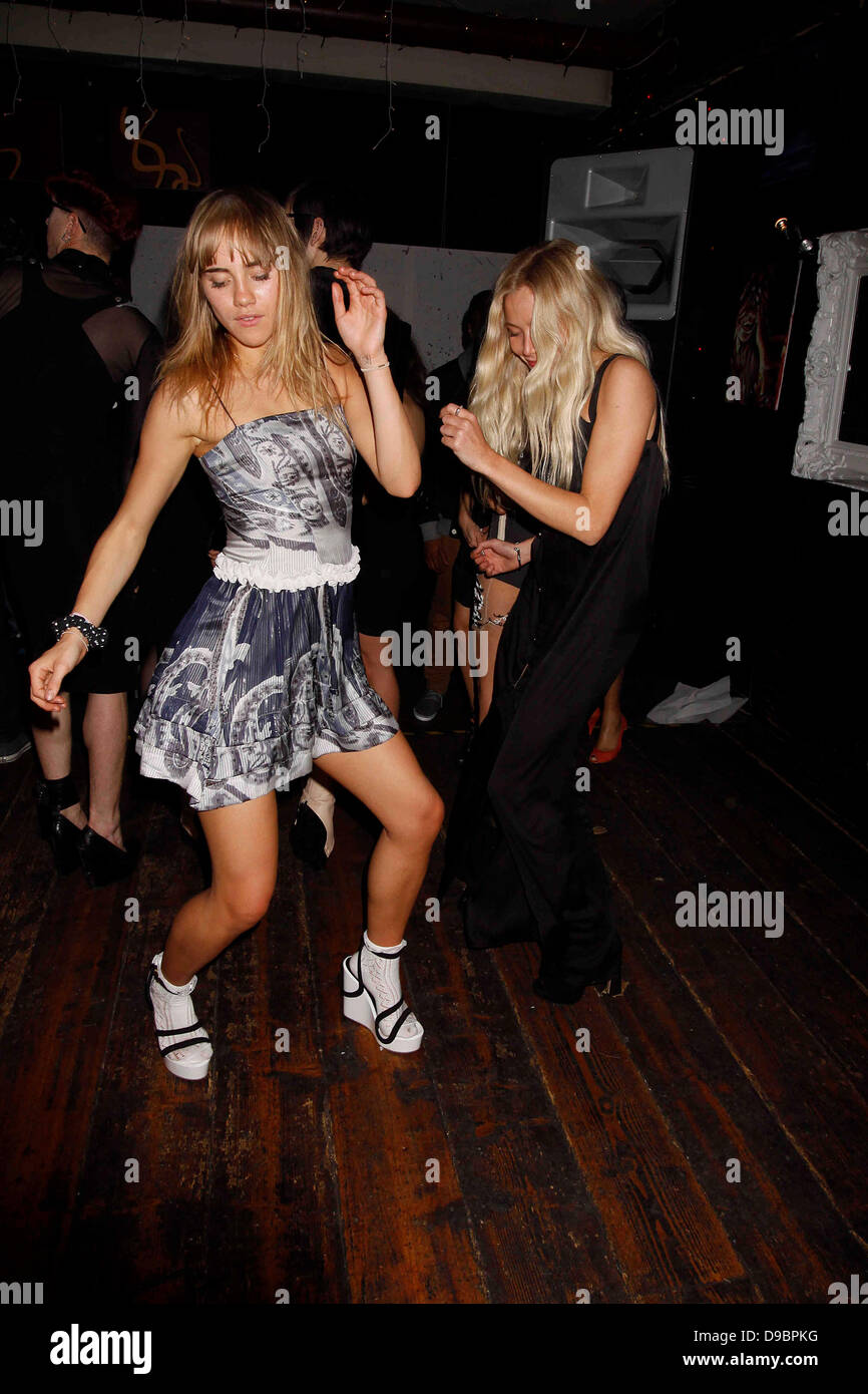 CLARA PAGET AND SUKI WATERHOUSE Raymond Weil Pre-Brits Awards Dinner ...