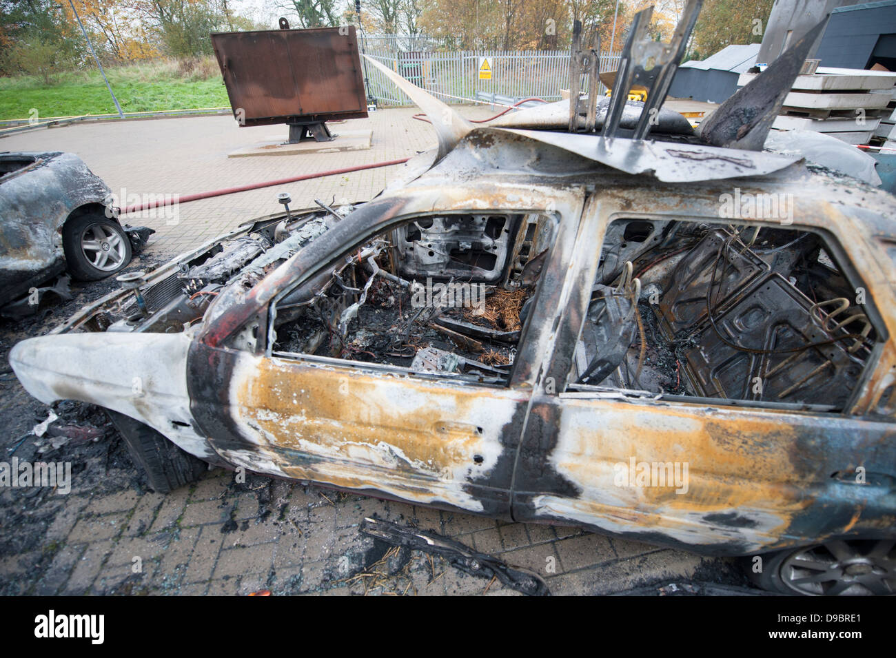 Exploded car hi-res stock photography and images - Alamy