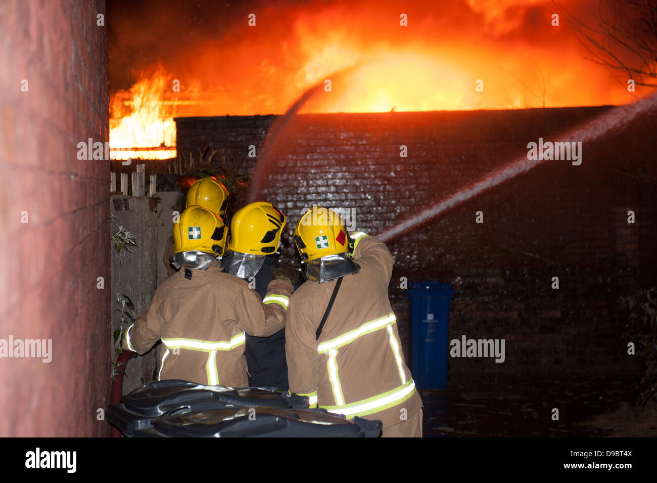 Large factory hi-res stock photography and images - Alamy