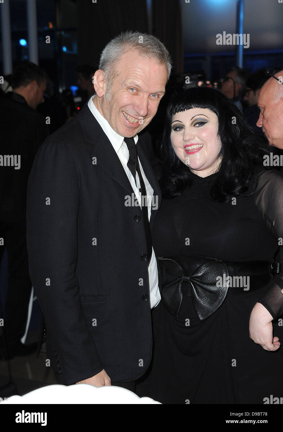 Jean Paul Gaultier and Beth Ditto Sidaction Gala Dinner 2012 at ...