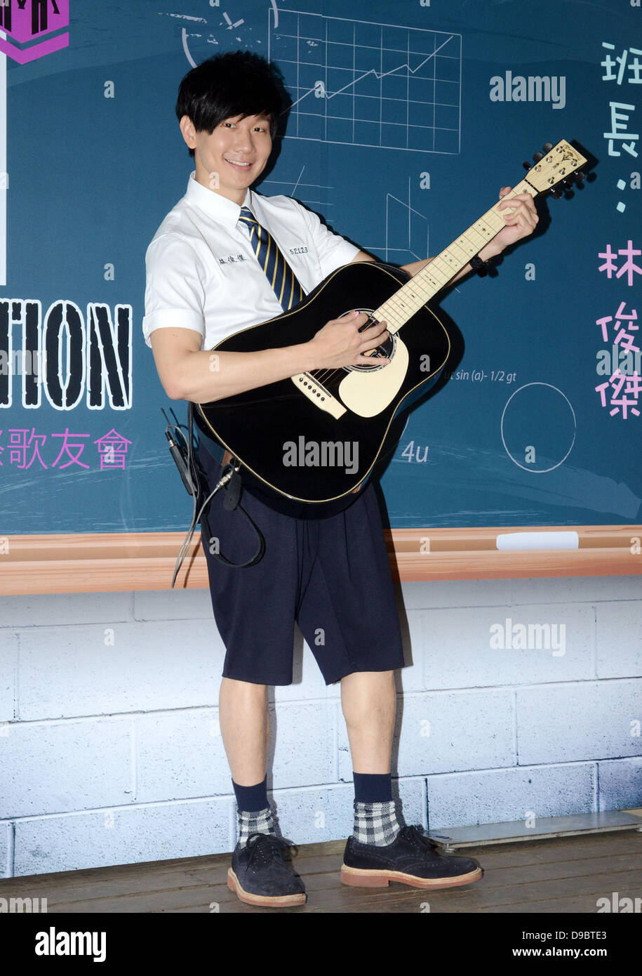 JJ Lam attended activity with fans club members in Taipei, Taiwan ...