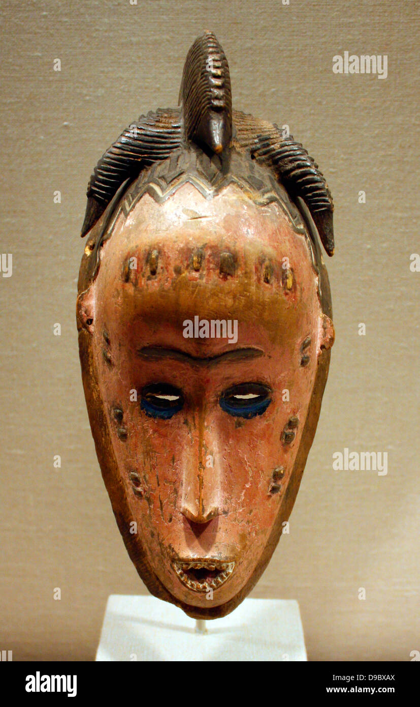 Mask. Cote d'Ivoire, Guro peoples, 19th-20th Century. Wood, paint Stock ...