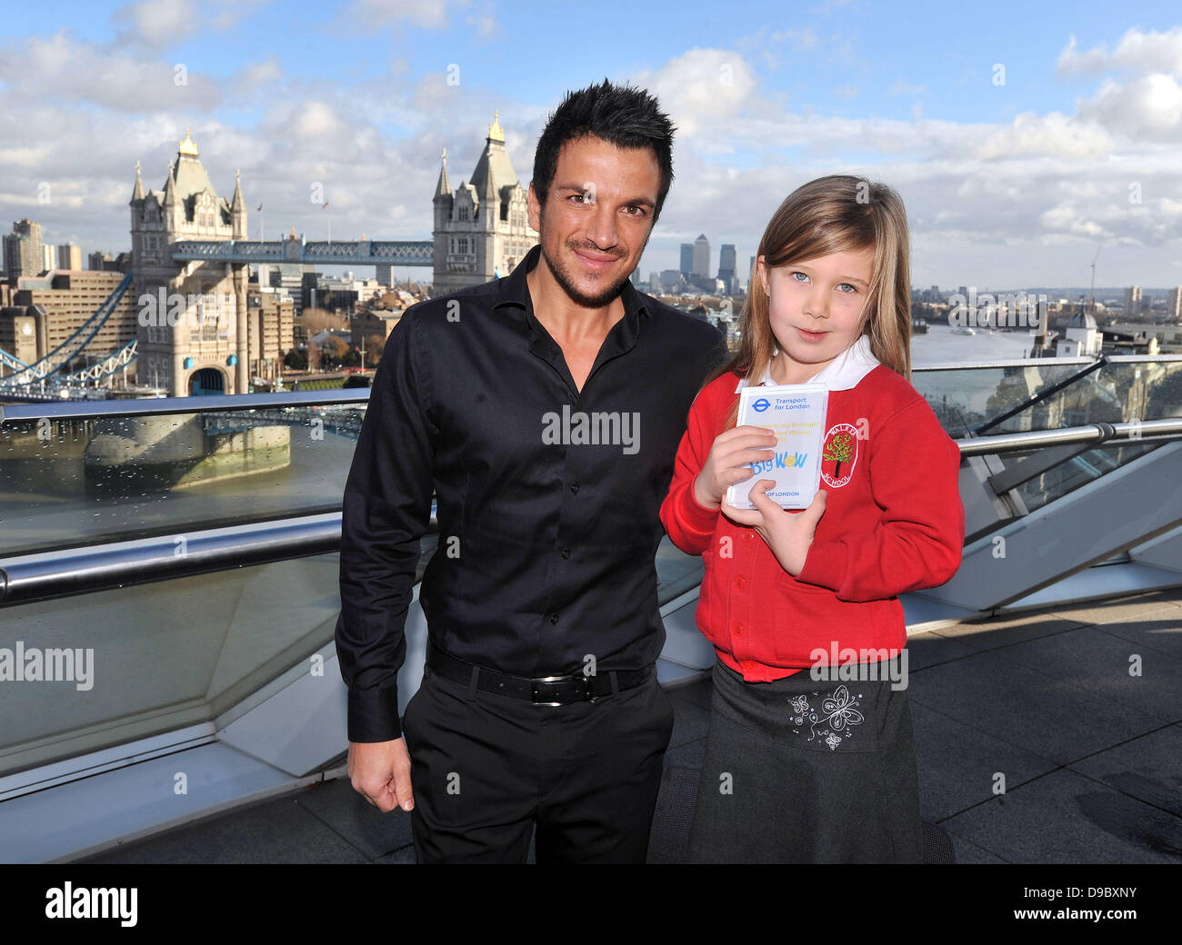 Peter Andre poses with five years old Scarlett Kavanagh from Walker ...