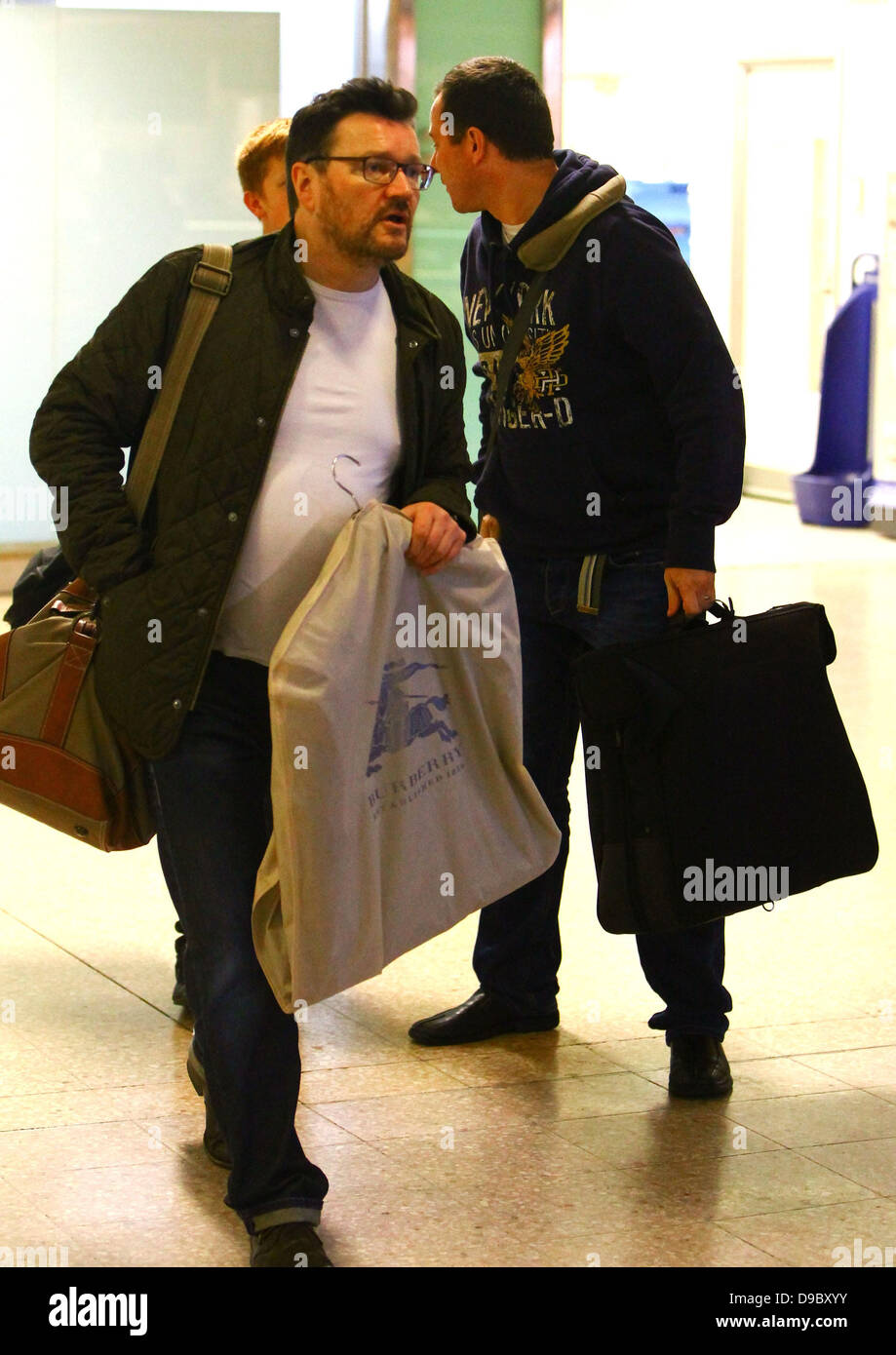 Ian Puleston-Davies The cast of Coronation Street arrive at Euston ...