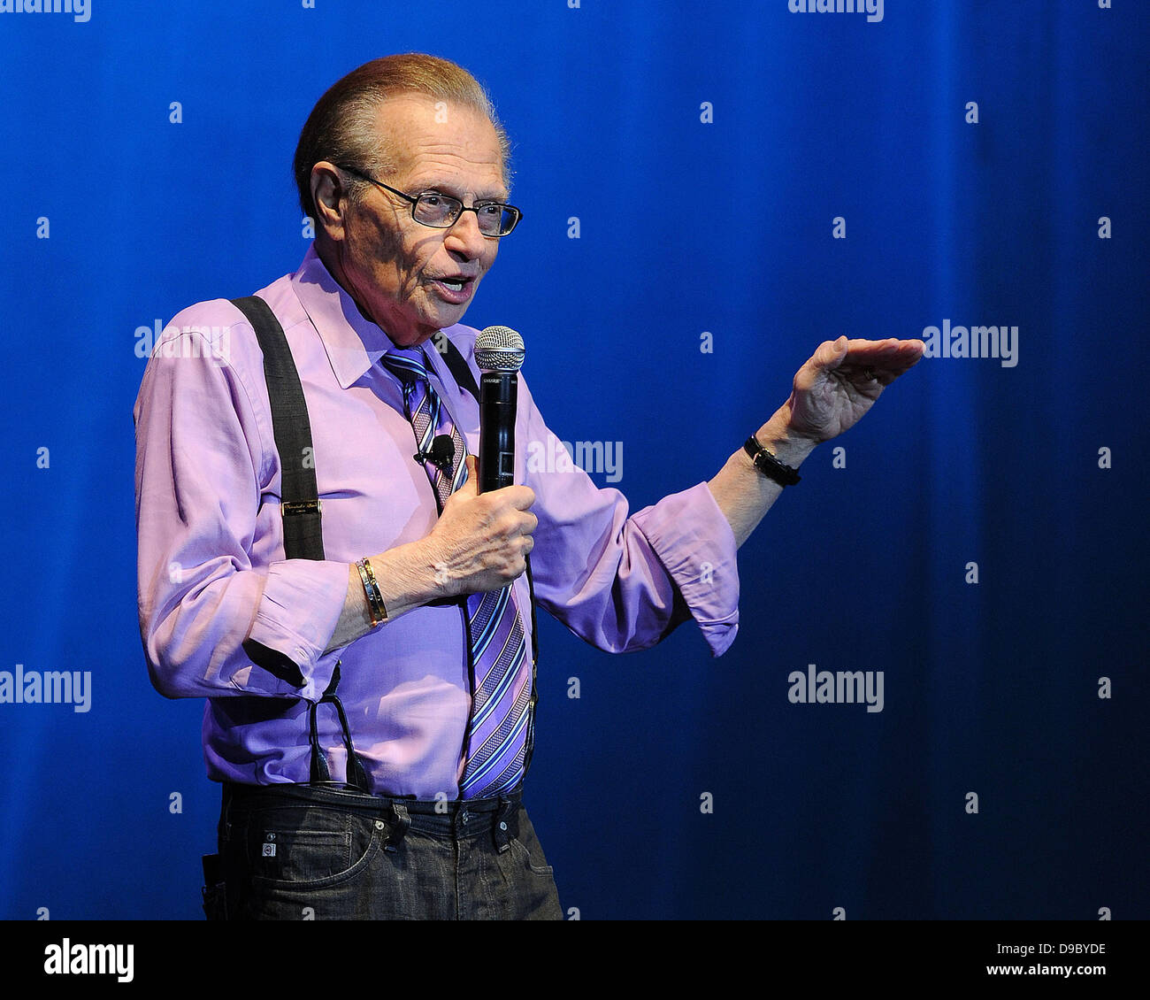 Larry King performs on stage at the Seminole Hard Rock Hotel and ...
