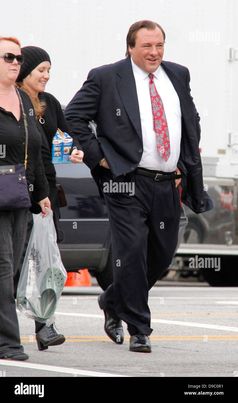 James Gandolfini on the film set of 'The Incredible Burt Wonderstone ...