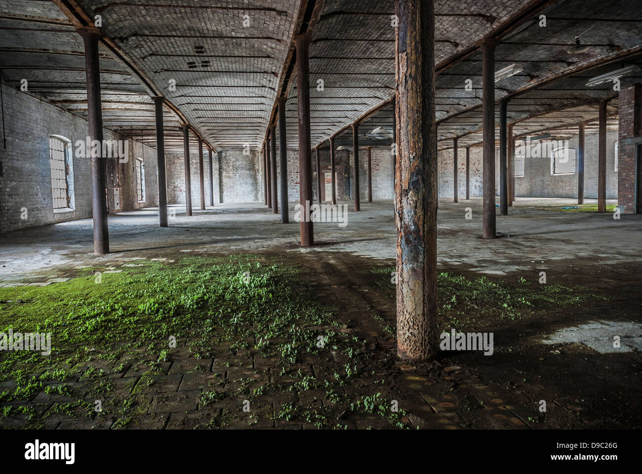 Victorian brick warehouse wall hi-res stock photography and images - Alamy