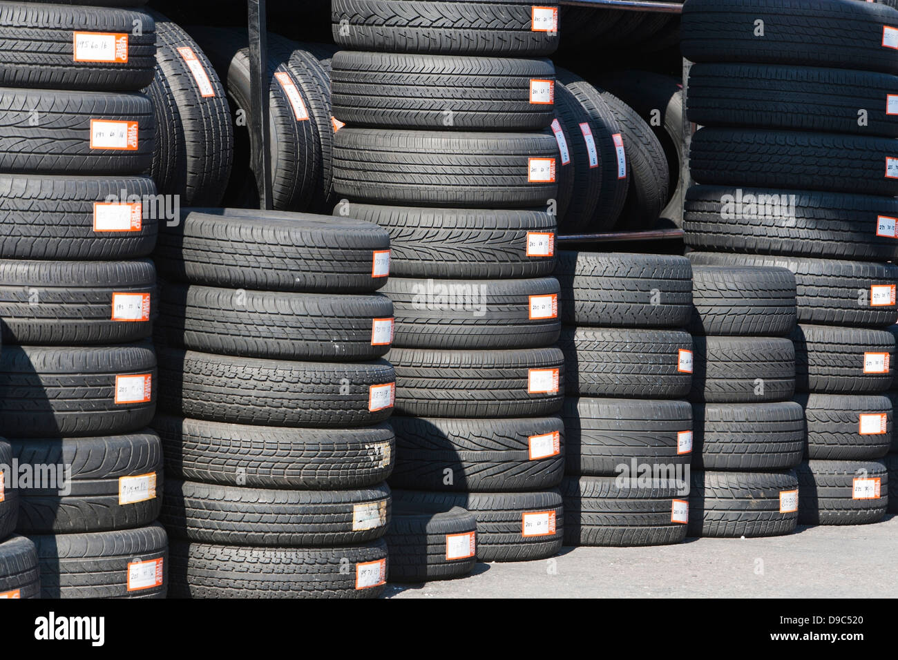 Stacks of car tires Stock Photo - Alamy