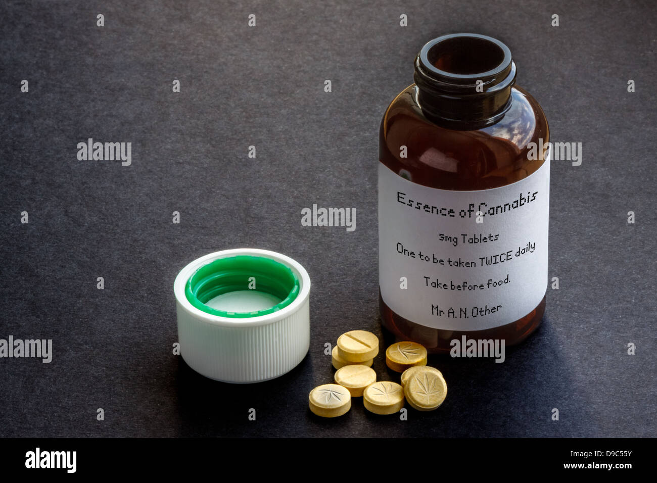 Cannabis prescription bottle hi-res stock photography and images - Alamy