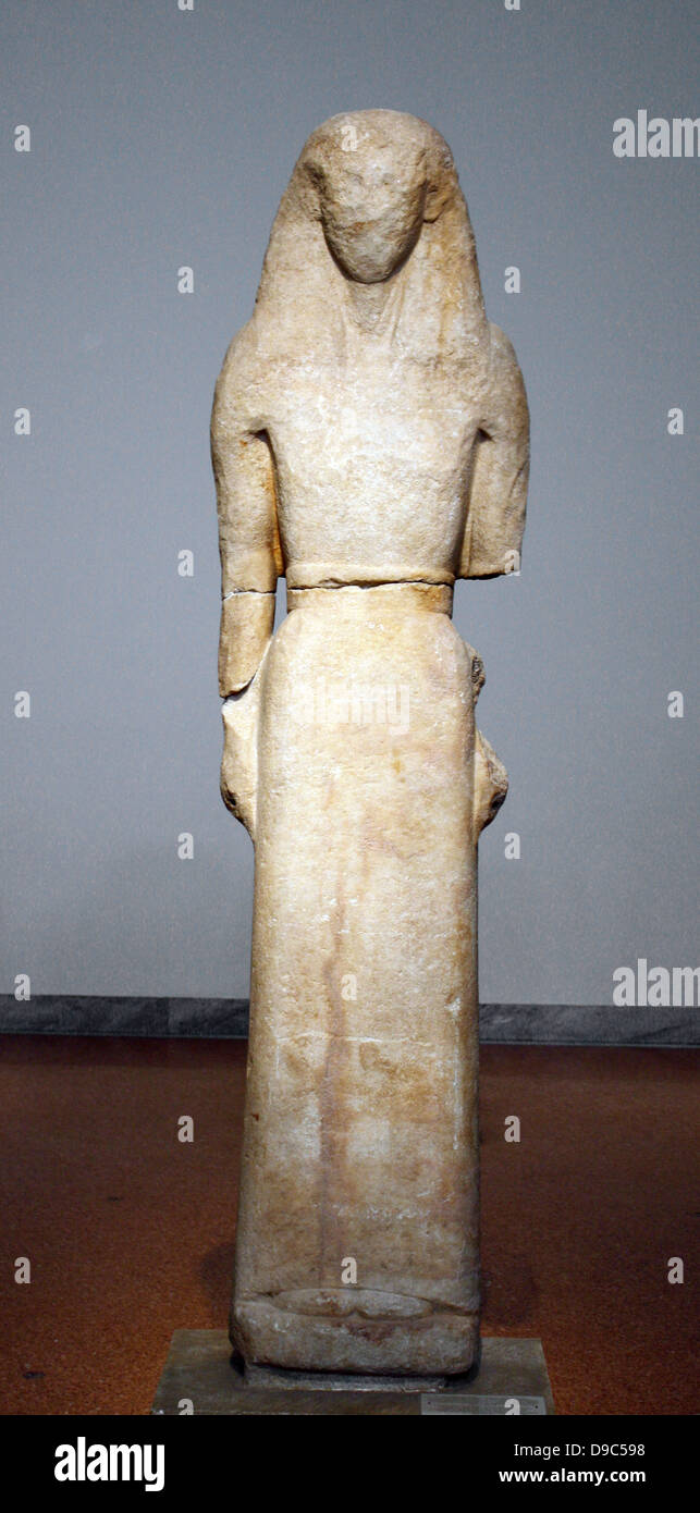 Statue greek goddess artemis hi-res stock photography and images - Alamy
