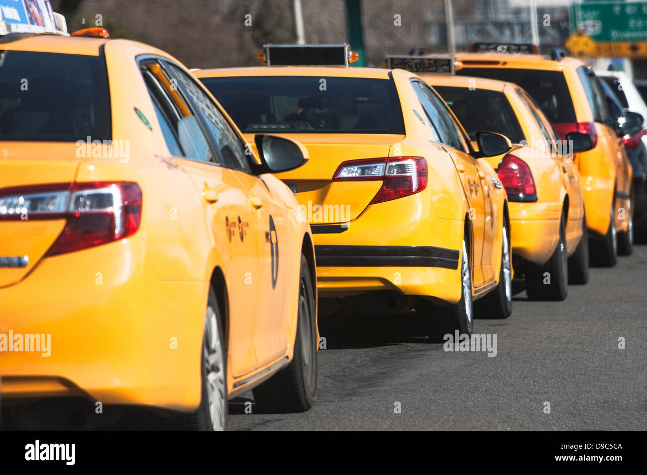 Line of yellow cabs, New York City, USA Stock Photo - Alamy