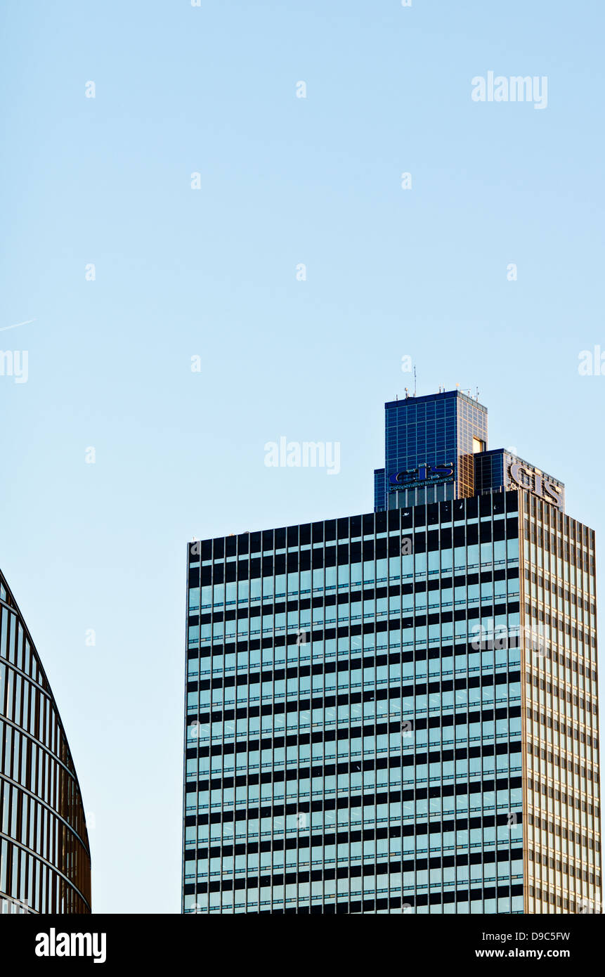 The new Co-Operative building in Angel Square, Manchester with the Old ...
