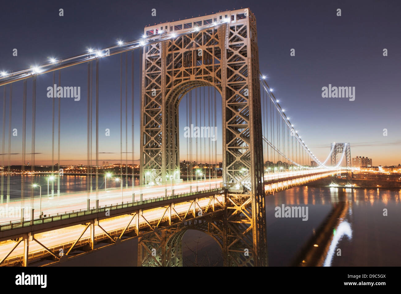 George washington bridge dusk hi-res stock photography and images - Alamy
