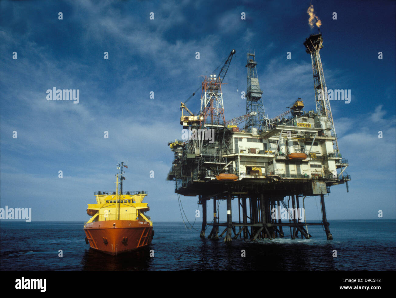 Forties Oil Rig High Resolution Stock Photography and Images - Alamy