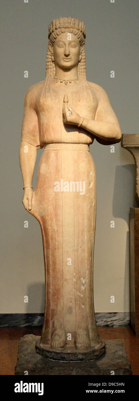 Statue of Kore, Parian marble. Found in Merenda, Attica. The fully ...