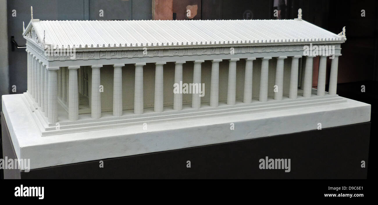 Reconstruction of the west pediment of the Parthenon according to a ...