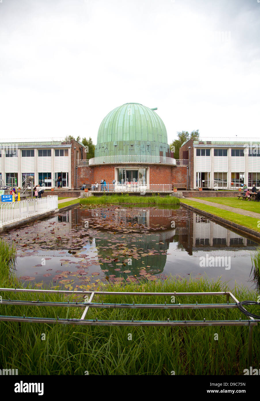 Metal cladding hi-res stock photography and images - Alamy