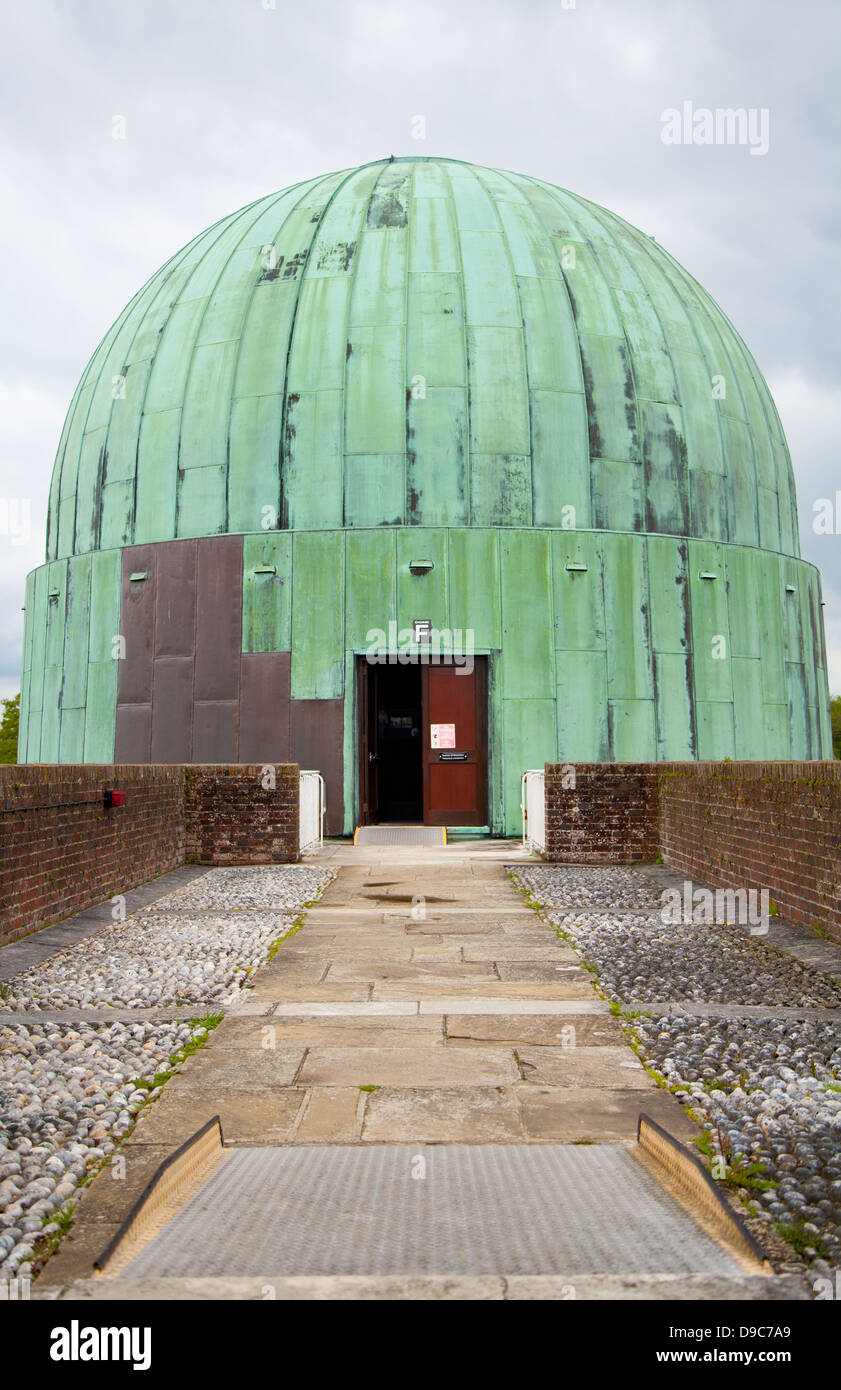 Metal cladding hi-res stock photography and images - Alamy