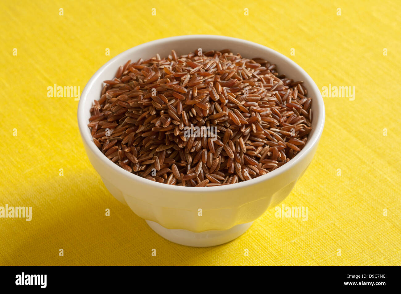 Close-up view of red whole rice Stock Photo - Alamy