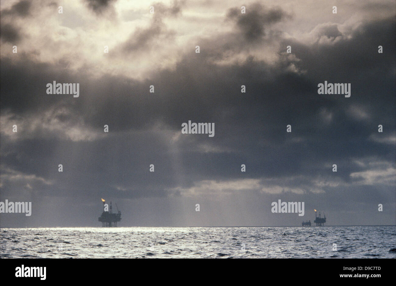 Forties oil rig hi-res stock photography and images - Alamy