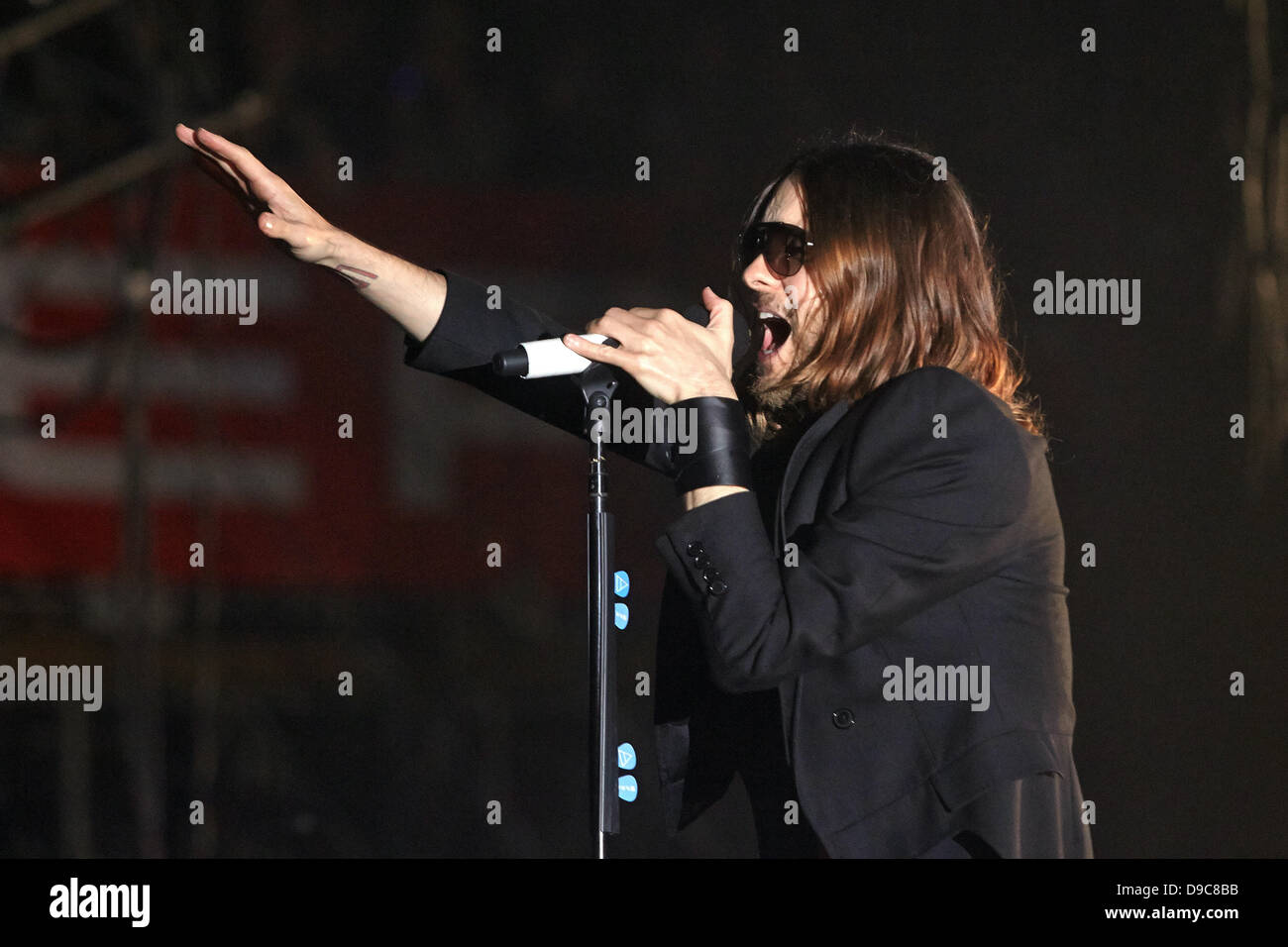 The singer of the US-band 'Thirty seconds to mars', Jared Leto ...