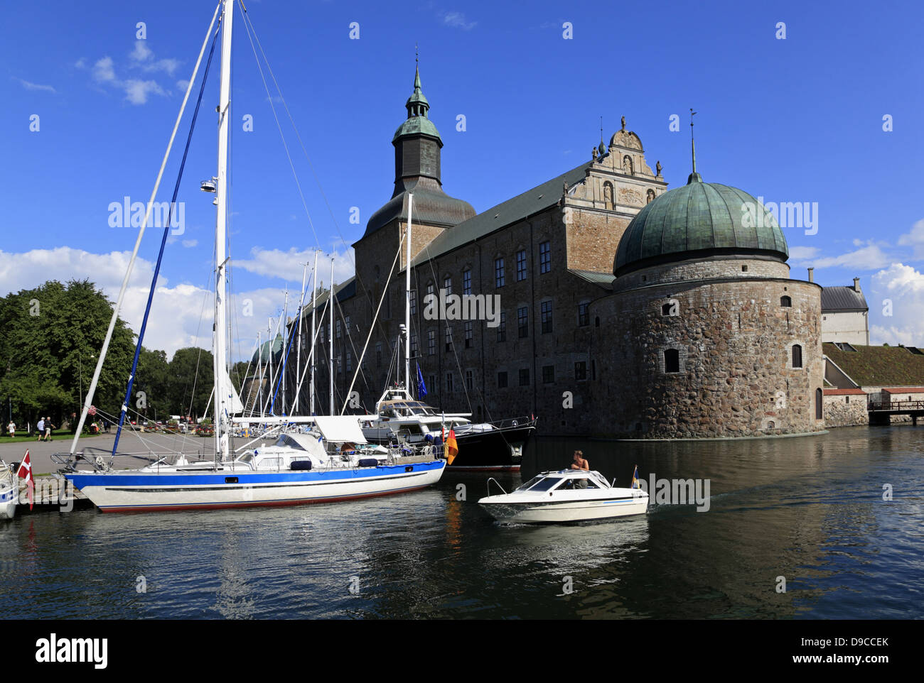 Vadstena Castle at lake Vattern, boats, Ostergotland, Sweden ...