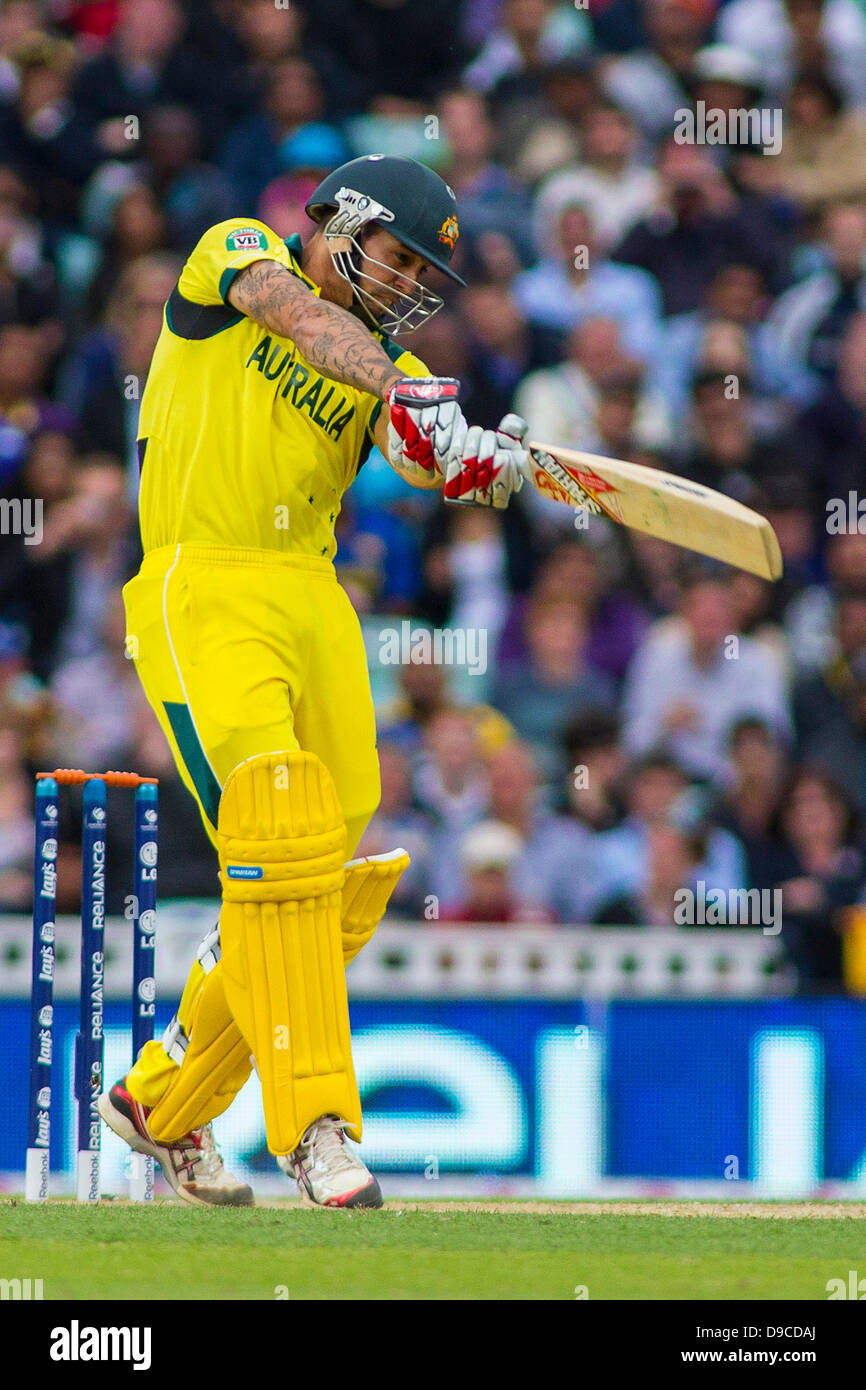 Mitchell johnson cricket hi-res stock photography and images - Alamy