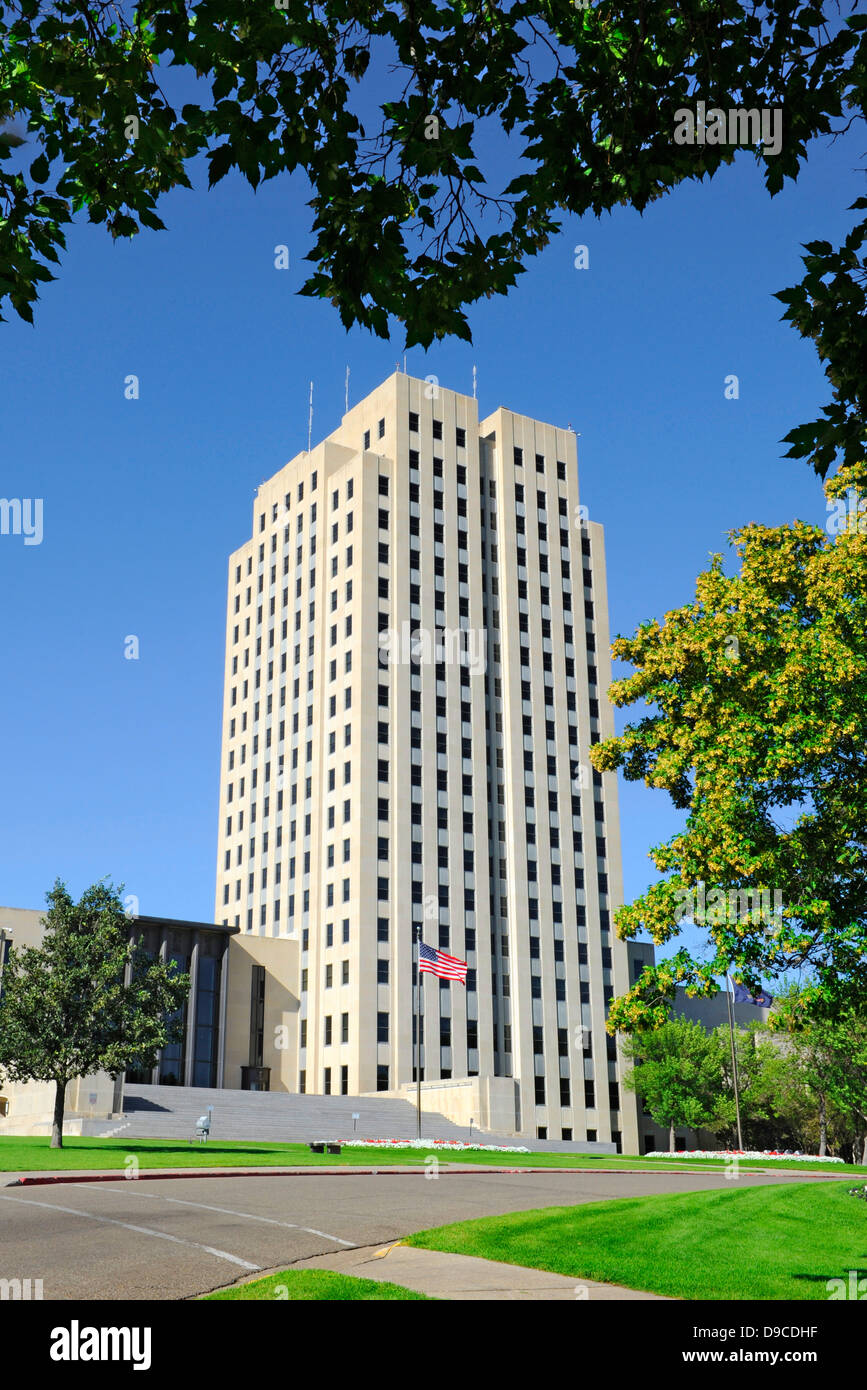 North Dakota State Capitol Bismarck ND Stock Photo - Alamy