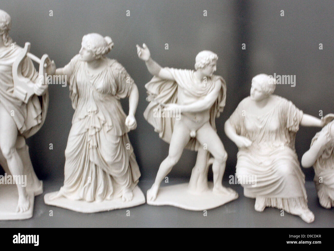 Reconstruction of the east pediment of the Parthenon according to ...