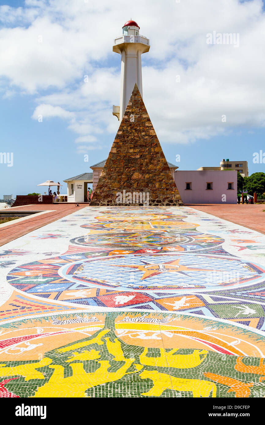 Donkin Lighthouse and Donkin Memorial Pyramid in Port Elizabeth Stock ...