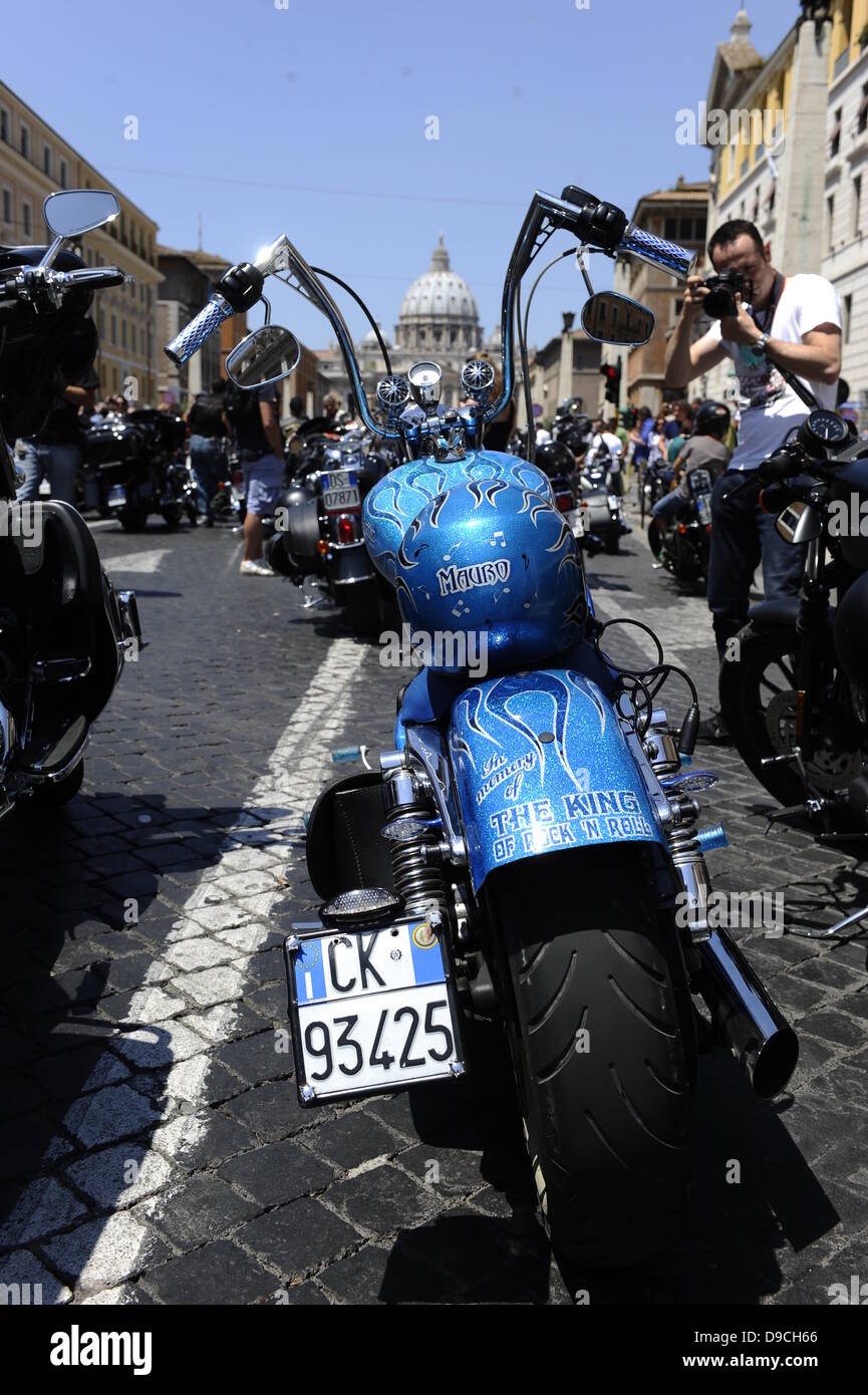 Harley-Davidson Enthusiasts Roll Into Rome. The low rumbling of some ...