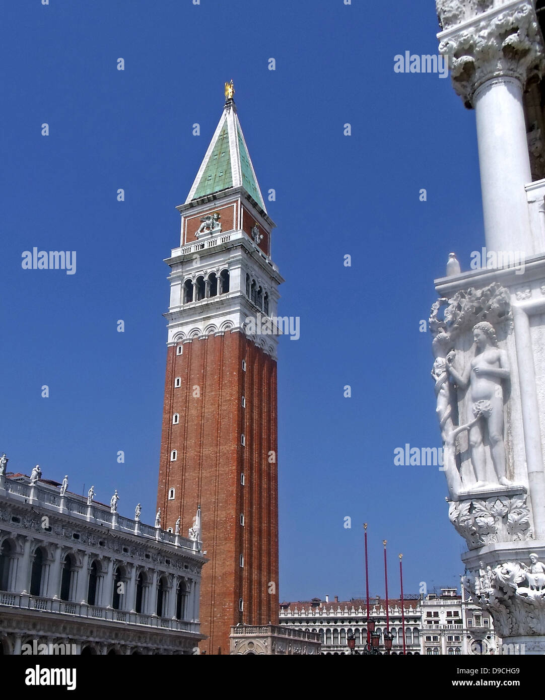 Collapse campanile venice 1902 hi-res stock photography and images - Alamy
