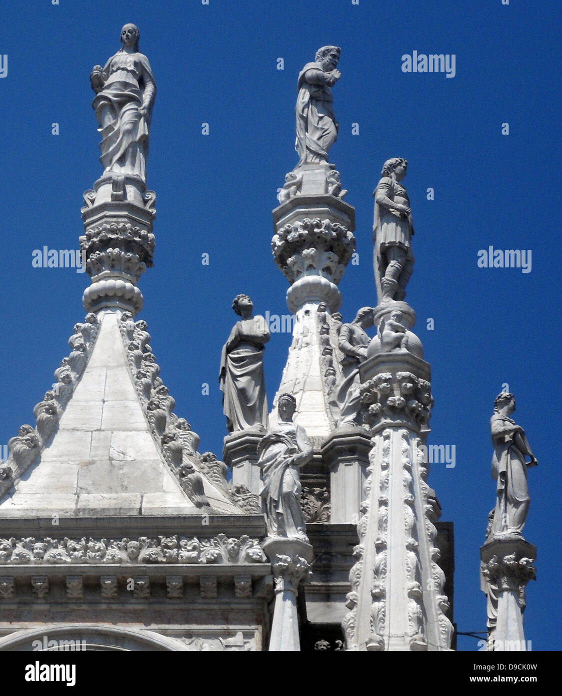 Detail of the Doge's Palace Courtyard, Venice. Built in Venetian Gothic ...