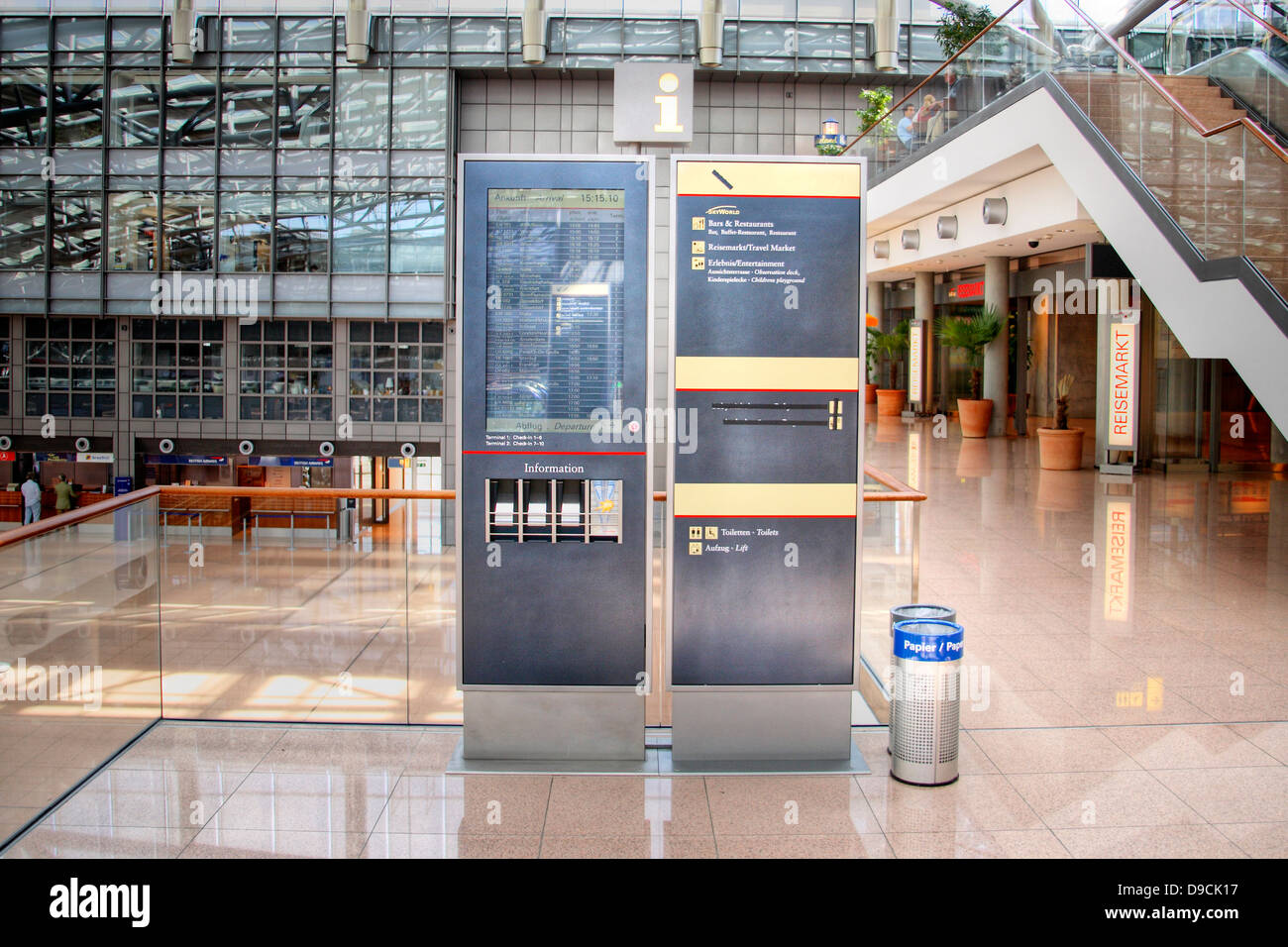 Infopoint hi-res stock photography and images - Alamy