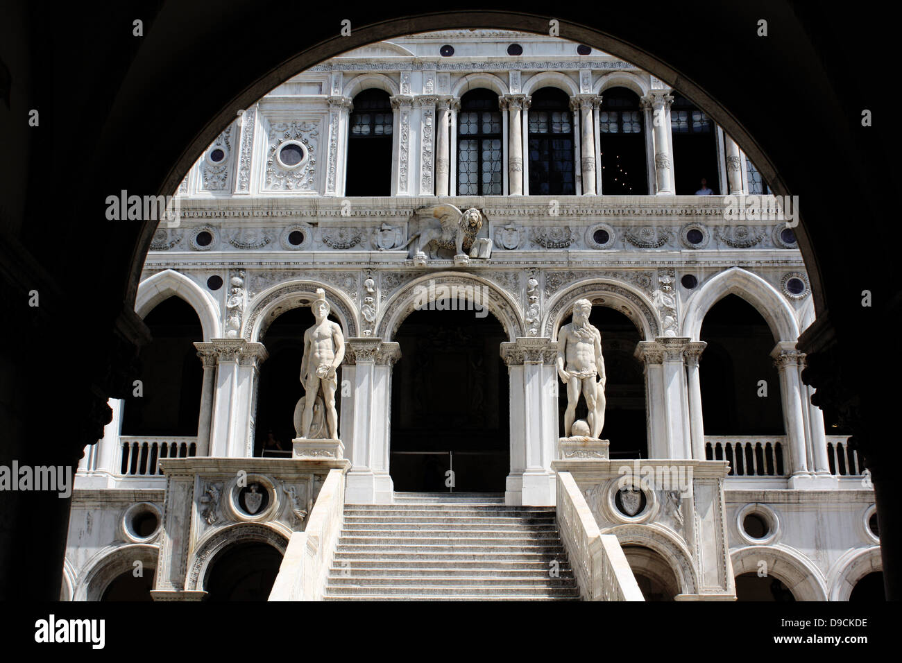 Detail of the Doge's Palace Courtyard, Venice. Built in Venetian Gothic ...
