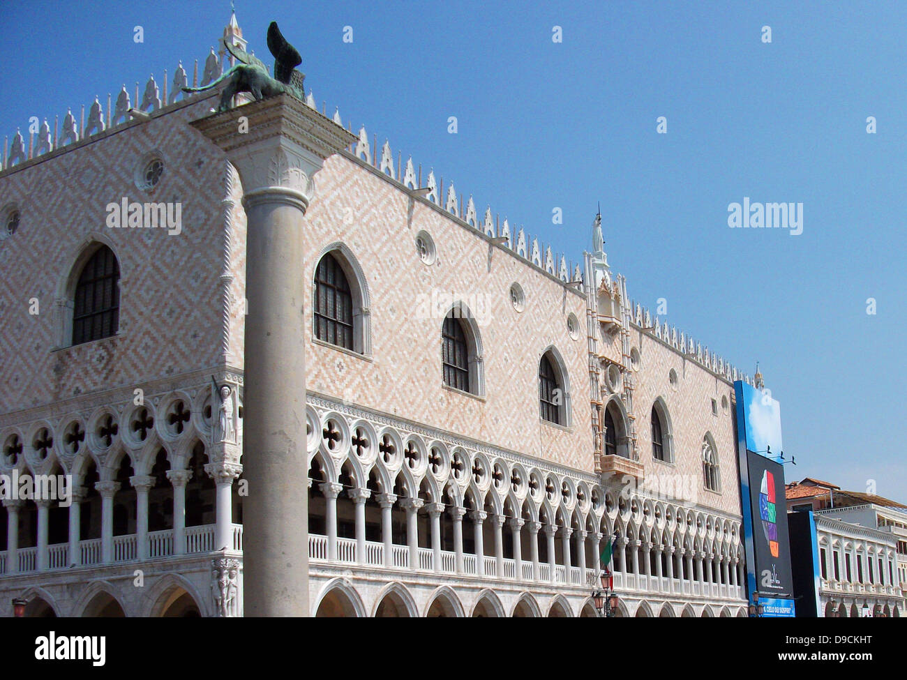 Detail of the exterior of the Doge's Palace, Venice. Built in Venetian ...