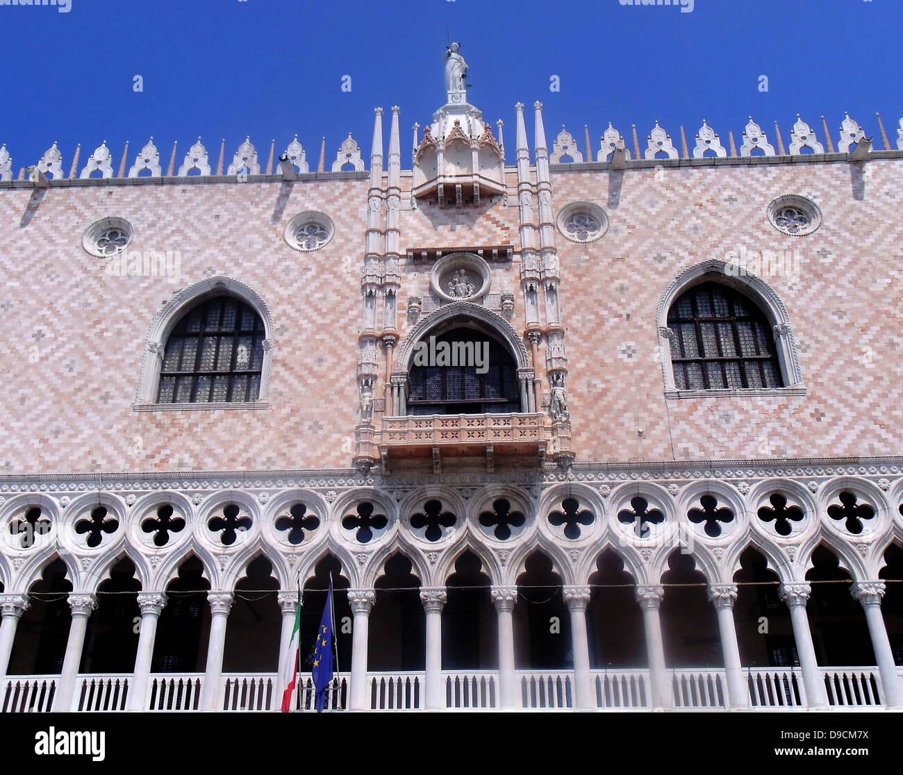 Detail of the Doge's Palace Courtyard, Venice. Built in Venetian Gothic ...