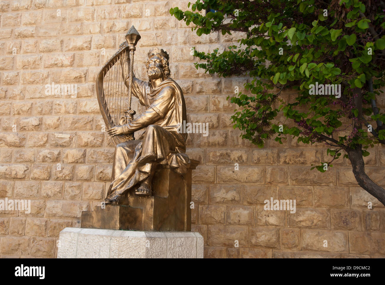 Statue of david, jerusalem hi-res stock photography and images - Alamy